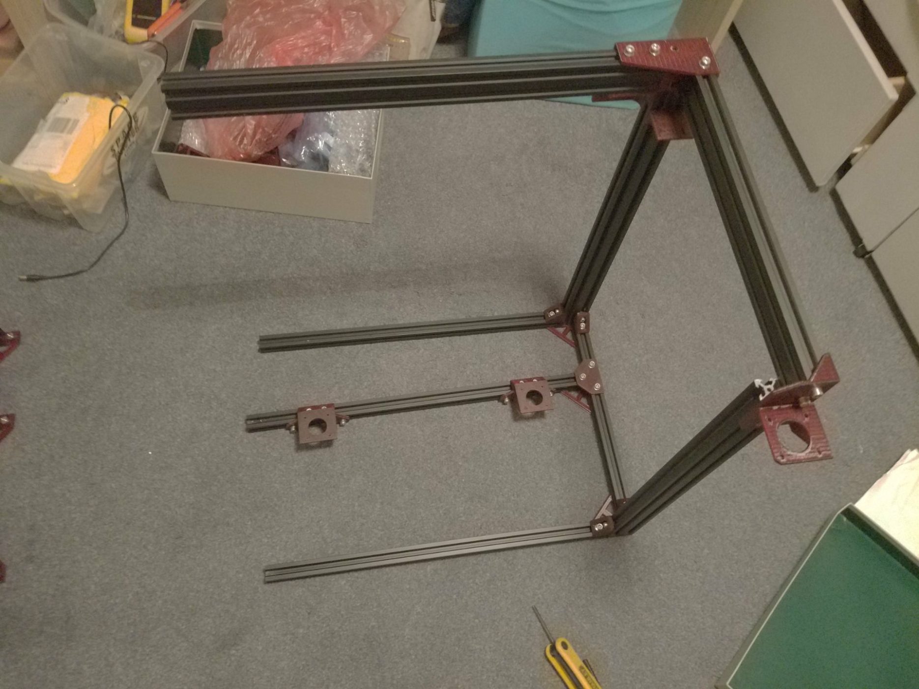 Building a “D-Bot” 3D printer – Dominic Dale