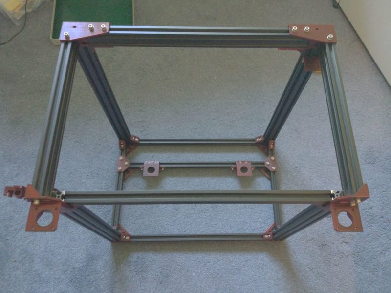 Building a “D-Bot” 3D printer – Dominic Dale